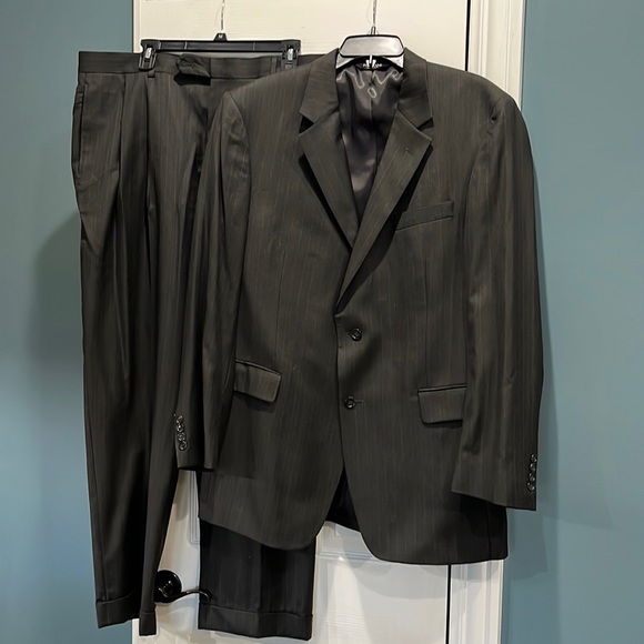 Jos. A. Bank | Suits & Blazers | Josabank Gray Suit Xl Missing Size Tag ...